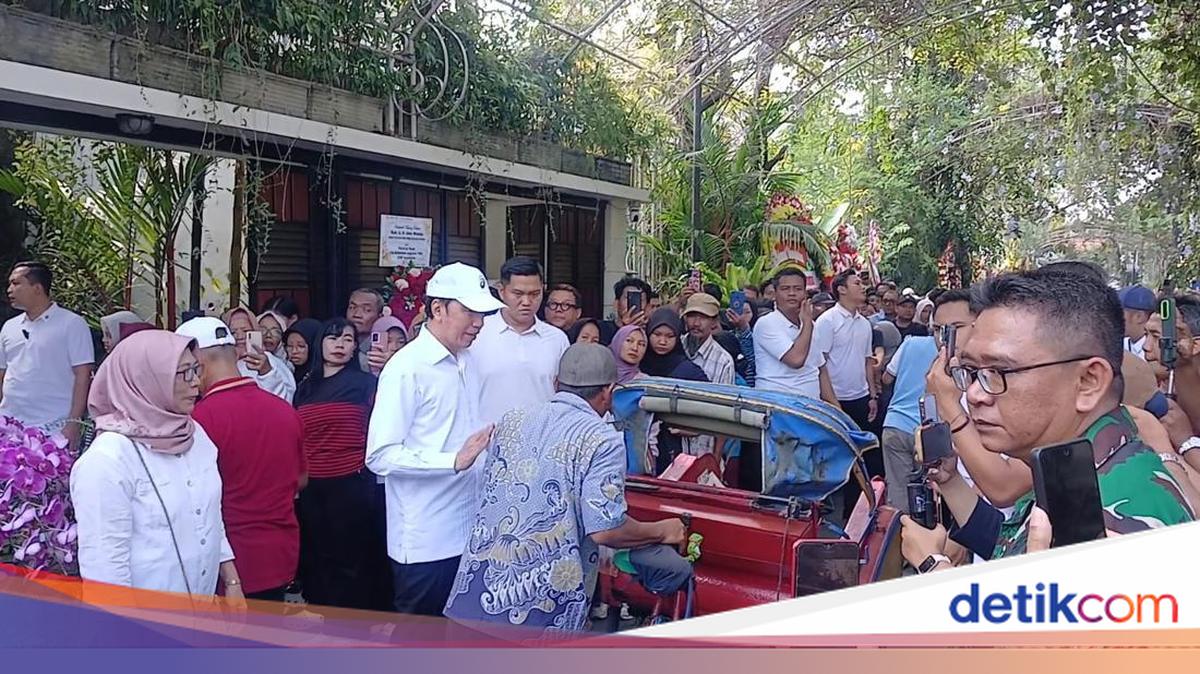Beri Ucapan Ultah ke Jokowi, Ratusan Tukang Becak Bawa Pulang 'Kado ...