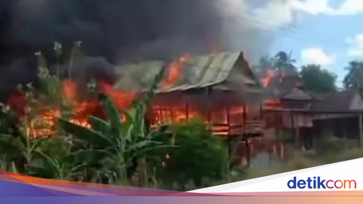 Kebakaran Hanguskan 4 Rumah di Ganra Soppeng, Saksi Sempat Dengar Ledakan