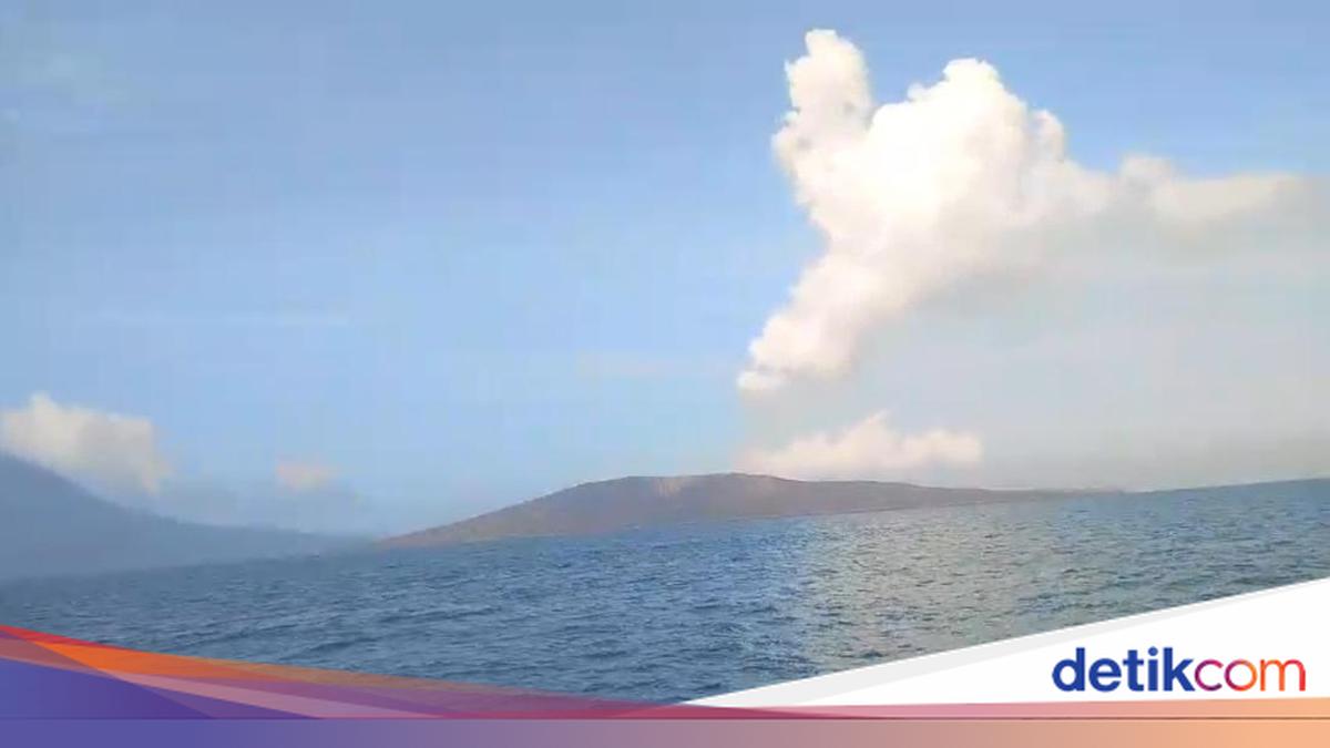 Imbauan Waspada untuk Warga Pesisir karena Gunung Anak Krakatau Siaga