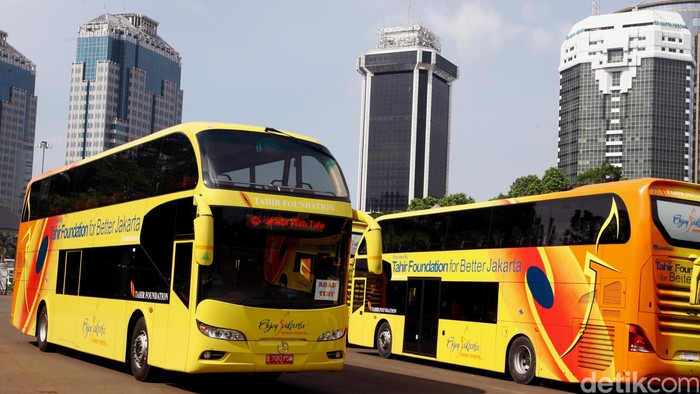 5 Bus Tingkat Wisata Mercy dari Tahir Foundation Tiba di Jakarta