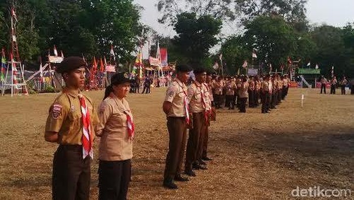 Napi Jawa-Lampung Berkemah di Cibubur, Garis Polisi Membentang Napi Jawa-Lampung Berkemah di Cibubur, Garis Polisi Membentang
