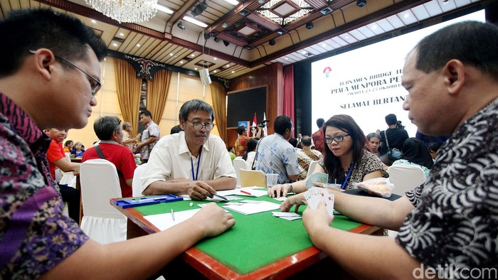 Apa Itu Kartu Bridge? Ini Pengertian Serta Manfaatnya