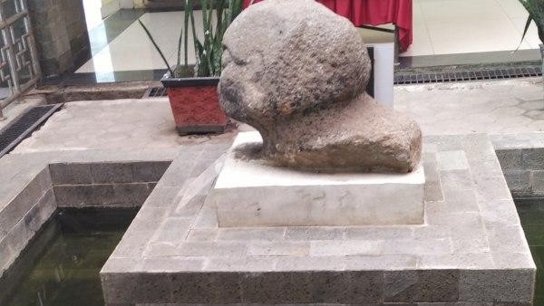 Patung-patung Megalitikum di Palembang
