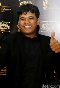Ifa Isfansyah Siapkan Film tentang Pesulap yang Putus Asa