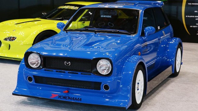 Parade Mobil Modif Keren di Tokyo