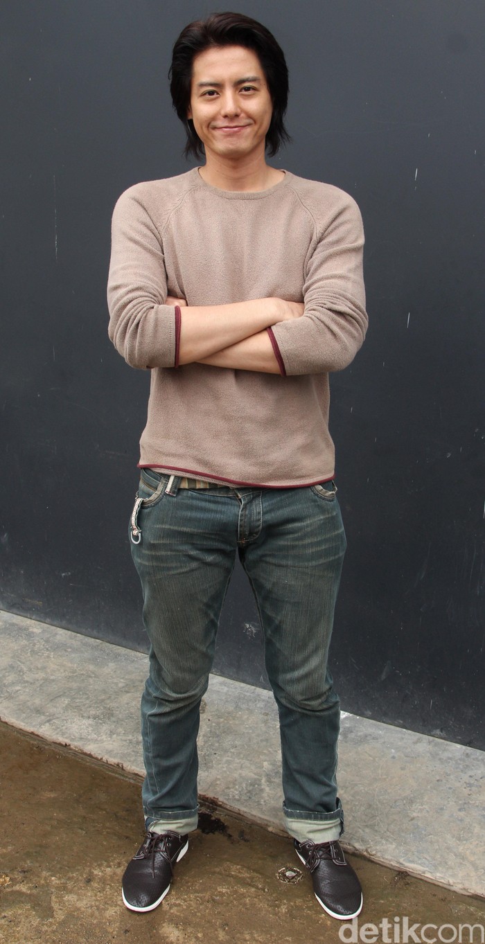 Lihat Rambut Roger Danuarta Ini Jadi Ingat Dao Ming Si