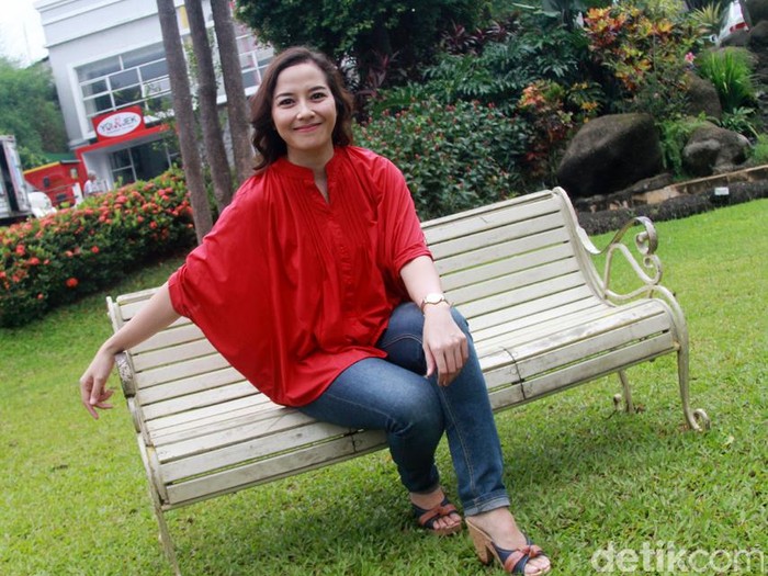Vonny Cornelia Cantik di Usia 36 Tahun