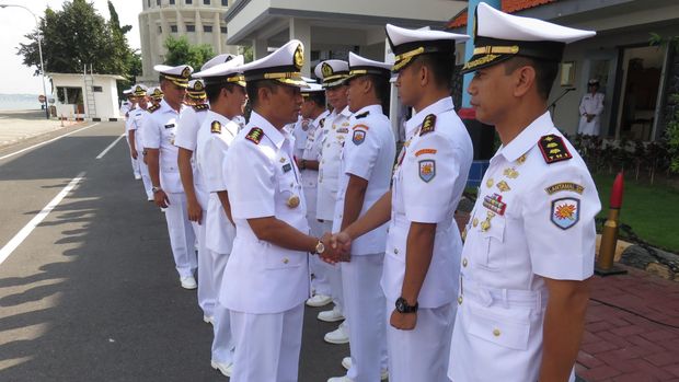 Letkol Laut (P) Rizky Prayudi Jadi Komandan Baru KRI Malahayati-362