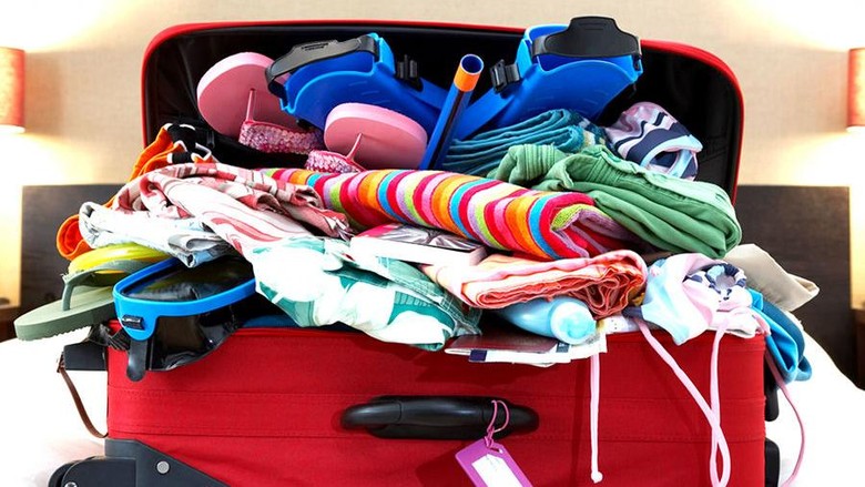 Ini Alasan Kenapa Orang Malas Bongkar Koper Usai Liburan