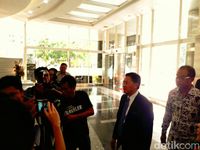 Datang ke Kantor Pajak Sudirman, James Riady Lapor Tax Amnesty