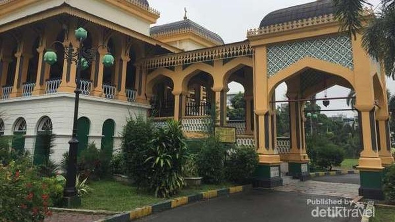 Peringati Hari Pariwisata, Akademi Pariwisata Medan Bersih-bersih ...