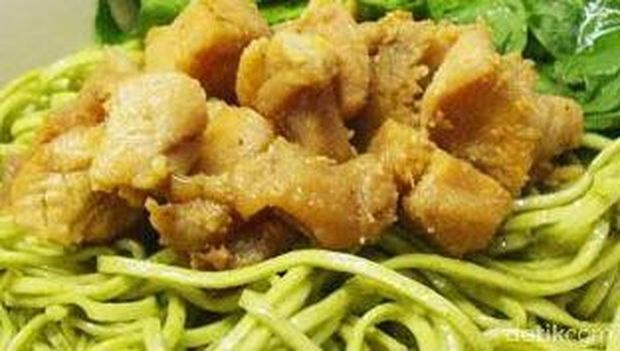 Pemuda Ini Jatuh Bangun Jalankan Bisnis Kuliner Mie Ayam Sabuke