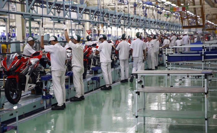 Melihat Produksi Motor Sport Honda di Karawang