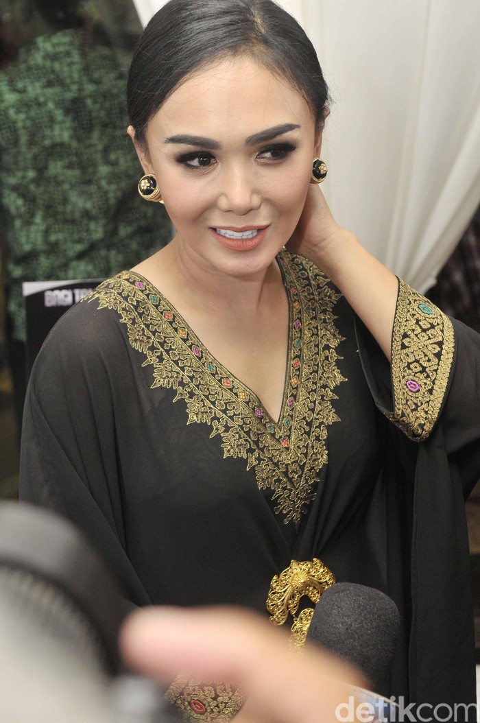 Yuni Shara Masih Cantik Aja