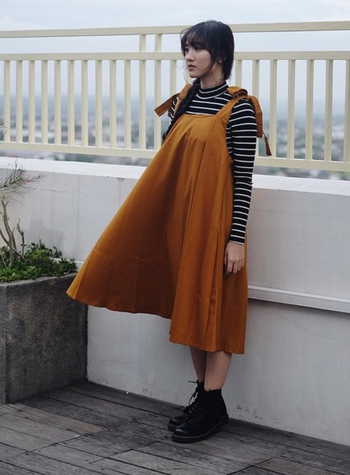 Tampil Berhijab Febby 'BLINK' Bikin Pangling