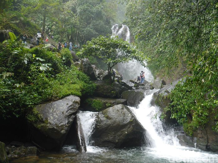 Ini Foto-foto Curug Ciherang Bogor, Ada 6 Hal Bisa Dilakuin di Sini