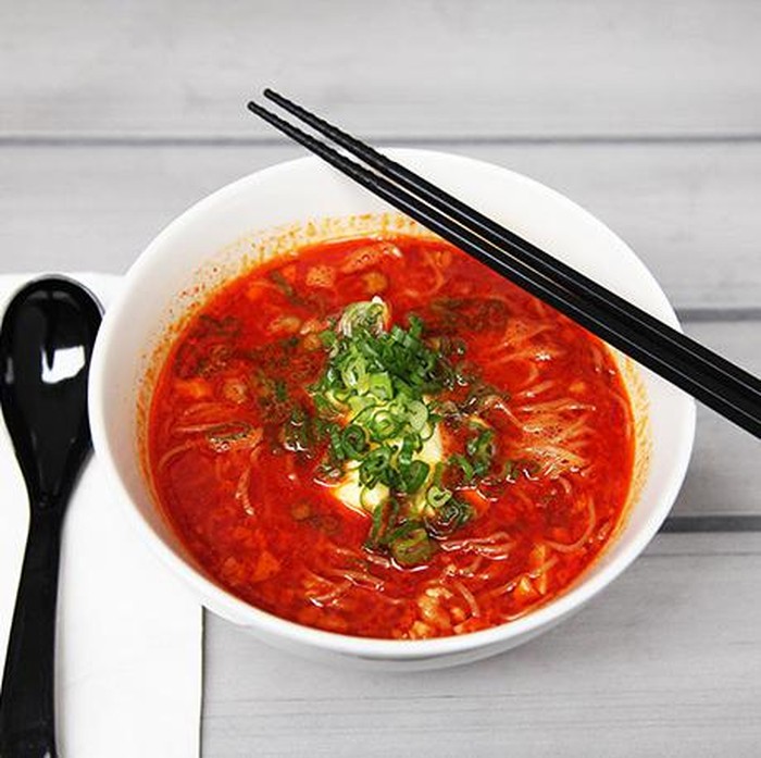 Hangatkan Badan dengan Spicy Red Chilli Ramen ala Chef Ivan Orkin