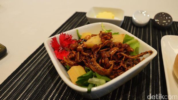 Begini Proses Memasak Makanan Halal untuk Penerbangan di Singapura