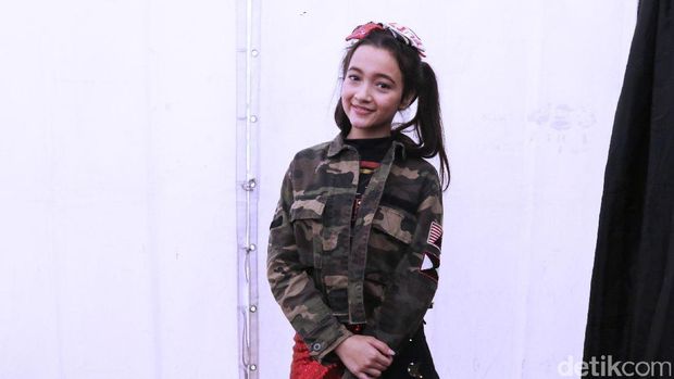 10 Artis Muda Cewek Terhot
