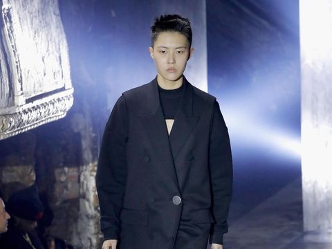 5 Model Cantik Berwajah Unik yang Mencuri Perhatian di Pekan Mode 2017