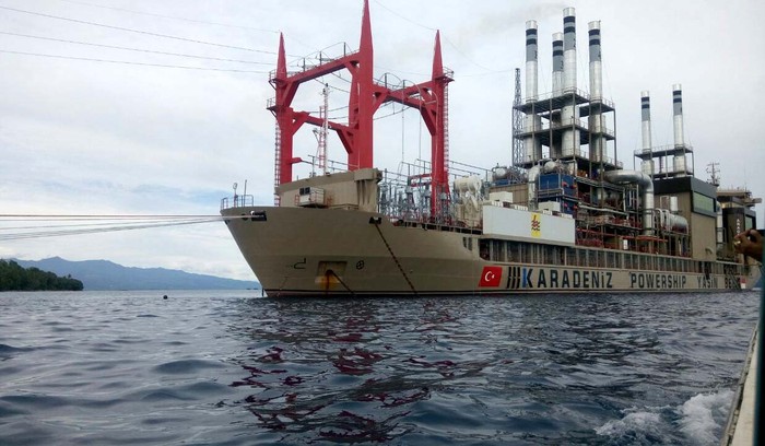 Deretan Kapal 'Genset Raksasa' yang Terangi RI