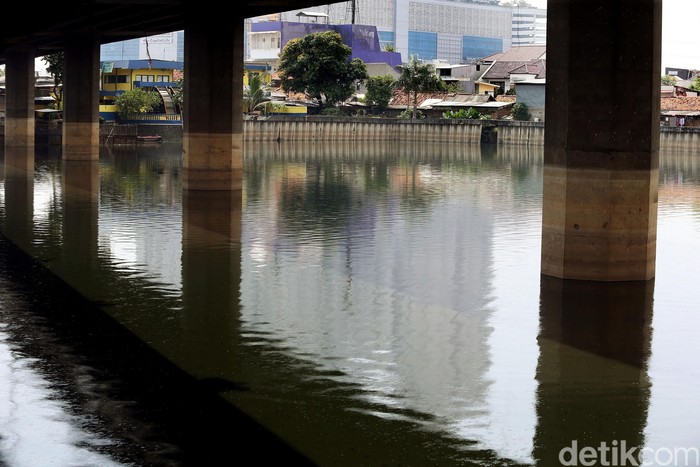 Cantiknya Waduk Grogol Kini