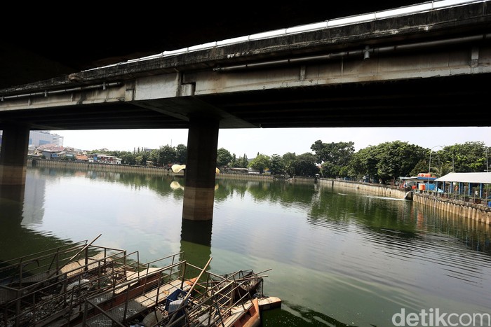 Cantiknya Waduk Grogol Kini