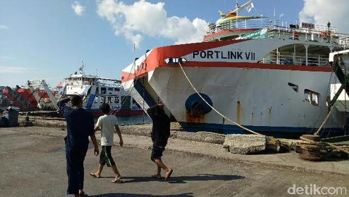 ASDP Tambah 6 Kapal Rute Merak-Bakauheni untuk Mudik dan Arus Balik ASDP Tambah 6 Kapal Rute Merak-Bakauheni untuk Mudik dan Arus Balik