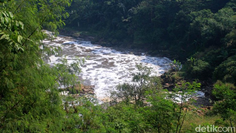 Curug Jompong Bandung Beracun