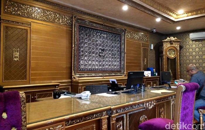 Foto: Begini Mewahnya Kantor First Travel di Depok