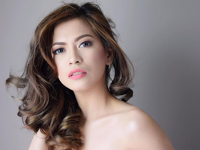 Cantik dan Seksi, Kamu Nggak Akan Sangka Profesi Cewek Ini Maskulin Banget Cantik dan Seksi, Kamu Nggak Akan Sangka Profesi Cewek Ini Maskulin Banget