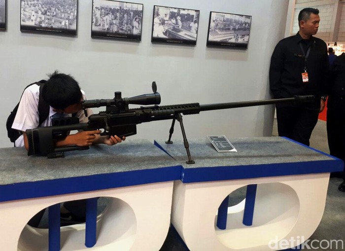 Keren! Senjata SPR-2 Buatan Pindad Mampu Tembus Baja