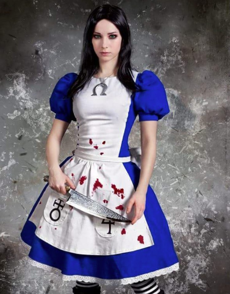 Enji Night Cosplayer Misterius Yang Cantik Jelita