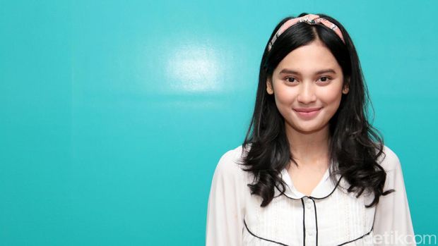 10 Artis Muda Cewek Terhot