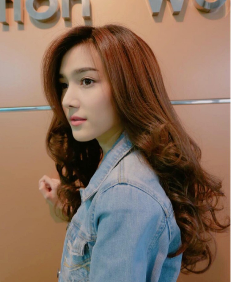 Kecantikan Gadis Thailand Ini Bikin Netizen Terpana