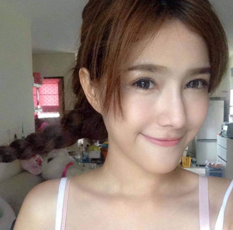 Kecantikan Gadis Thailand Ini Bikin Netizen Terpana