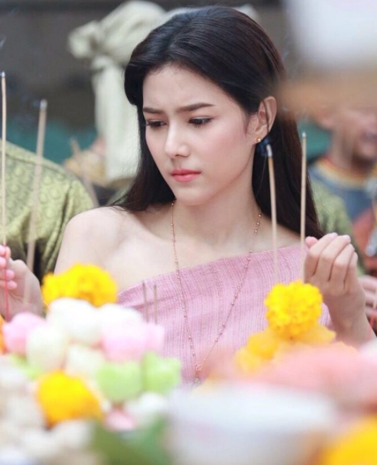 Kecantikan Gadis Thailand Ini Bikin Netizen Terpana