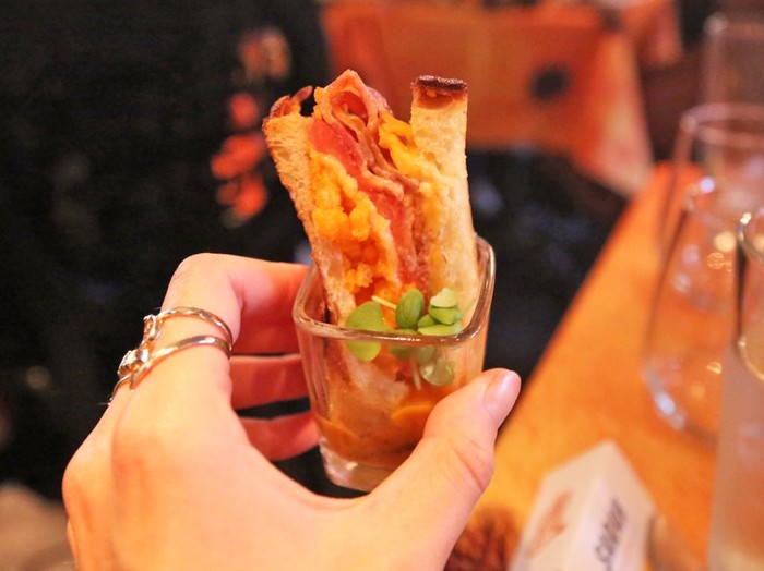 Keren dan Seru! Begini Suasana dan Makanan Serba Cheetos di Resto Pop ...