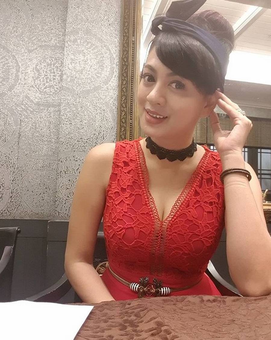 Yeyen Lidya Cantiknya Awet Foto 4