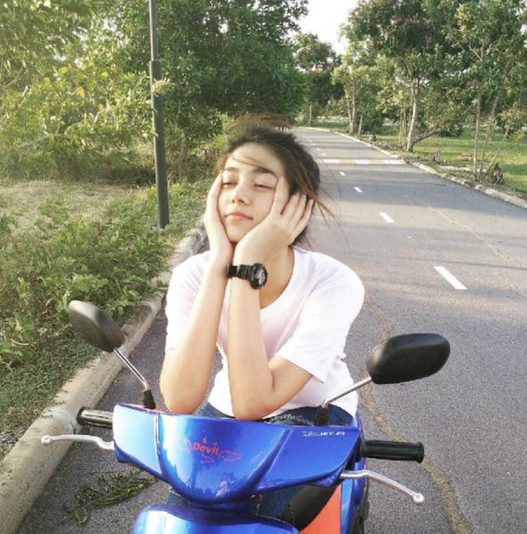 Bukan Seleb Tapi Kecantikan Gadis Ini Hebohkan Instagram