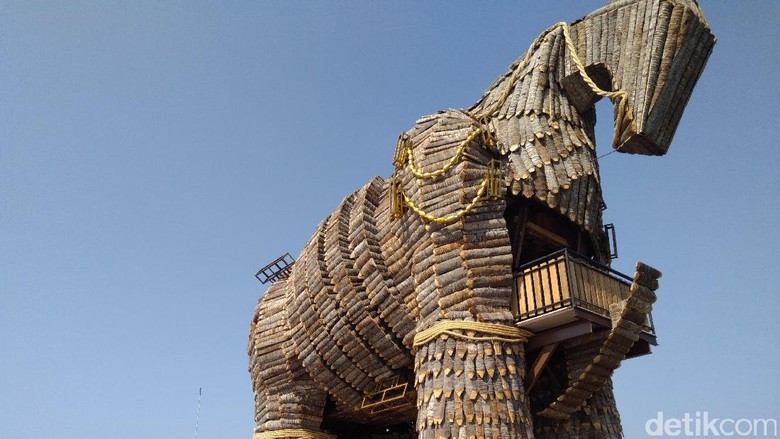 Libur Idul Adha ke Probolinggo, Lihatlah Patung Kuda Raksasa