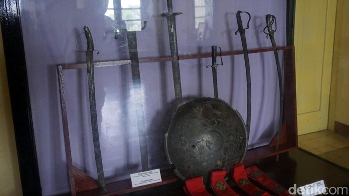 Foto: Isi Museum Kedaton Sultan Ternate