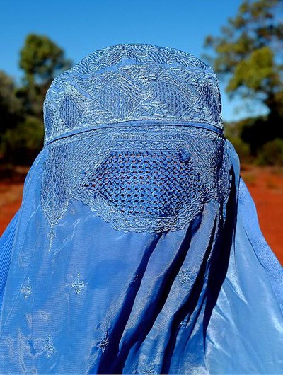 Fotografer Ini Raih Penghargaan karena Potret Wanita Pakai Burqa