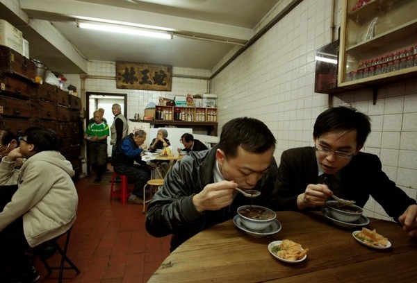 Foto: Kuliner Ekstrem Sup Ular