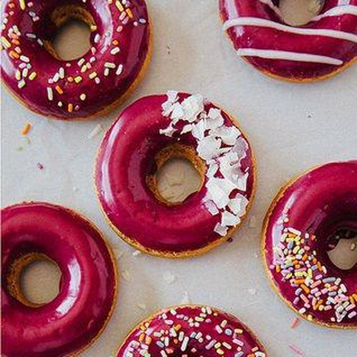 10 Donat Klasik yang Manis Empuk dan Bikin Ketagihan