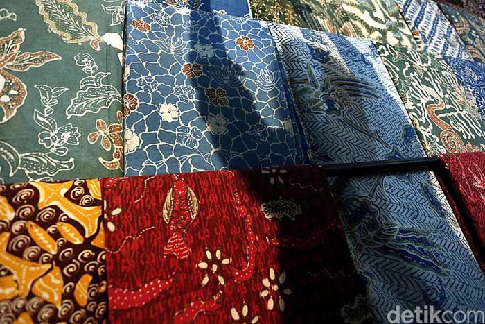 Melihat Pembuatan Batik Maos Cilacap yang Mendunia