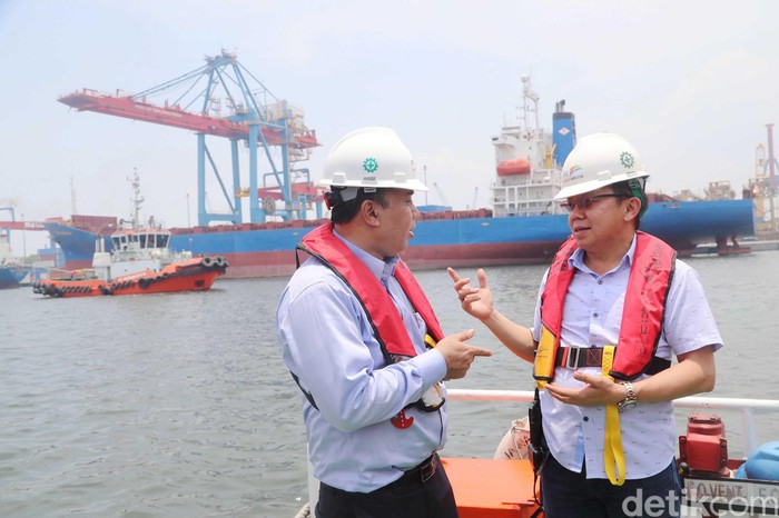 Melihat Peranan Kapal Pandu di Pelabuhan Tanjung Priok
