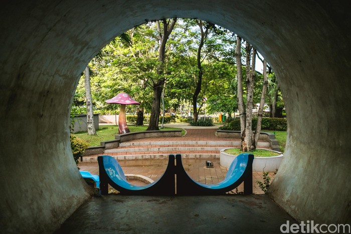 Menikmati Asrinya Taman Potret Tangerang