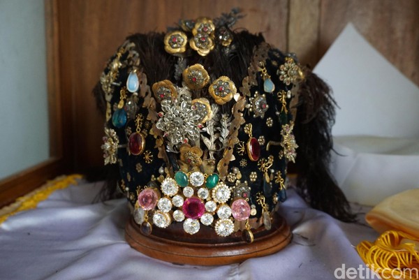 Foto: Mahkota Keramat Sultan Bacan