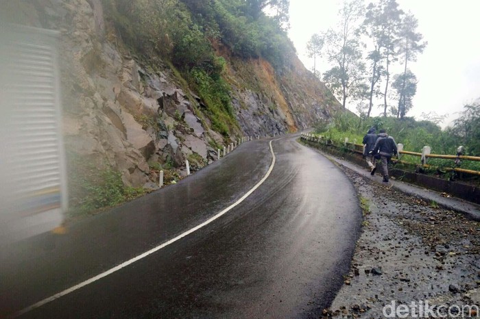 Ngeriii,.. Begini Mitos Tanjakan Panganten di Garut Ngeriii,.. Begini Mitos Tanjakan Panganten di Garut